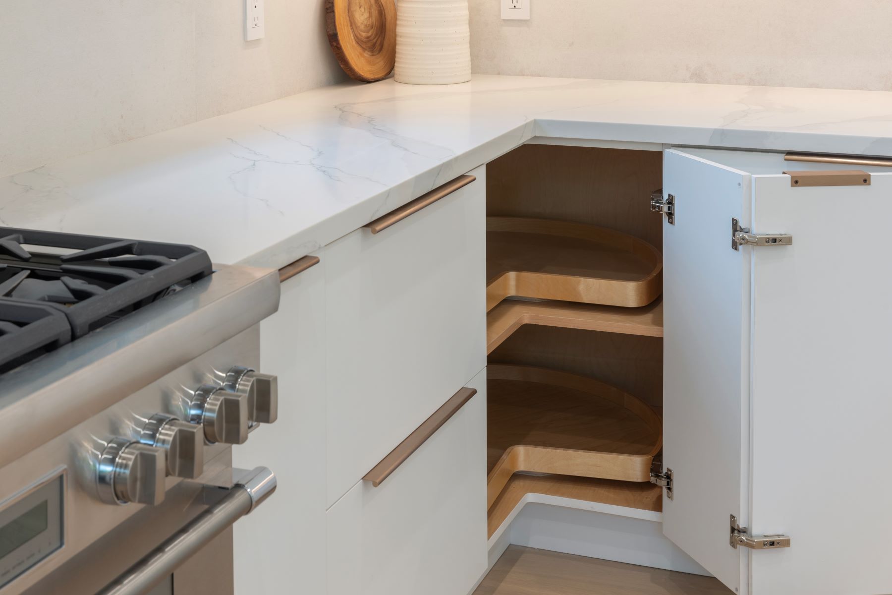 Customer projects - Ronbow Cabinets