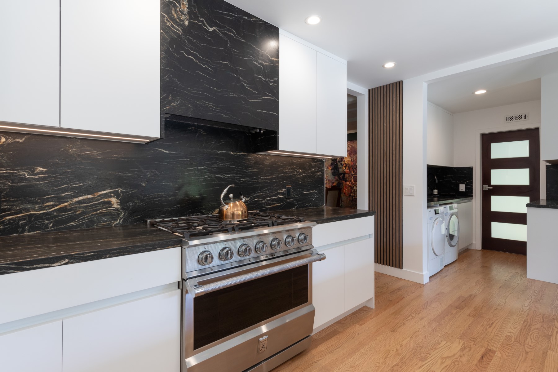 Customer projects - Ronbow Cabinets