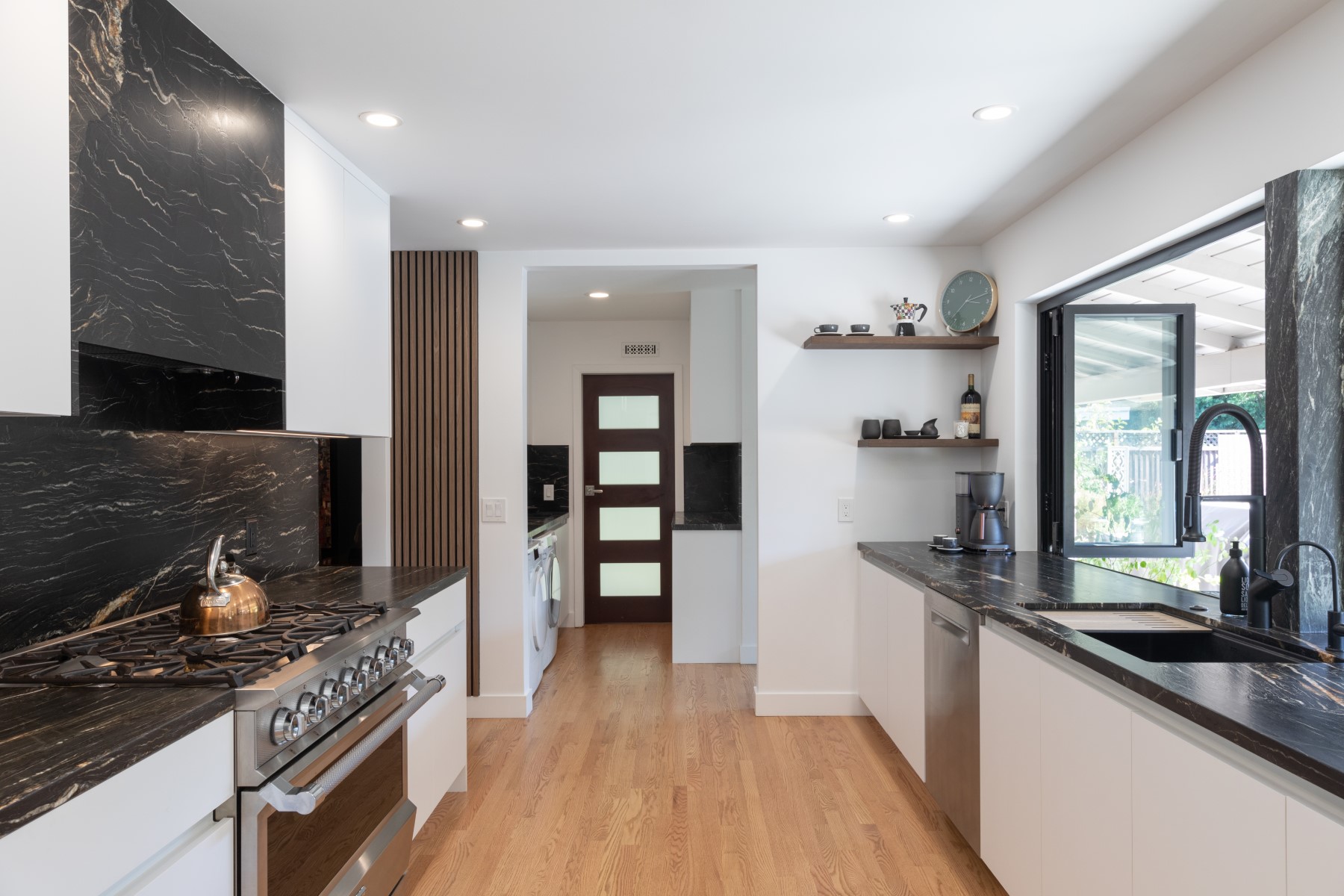 Customer projects - Ronbow Cabinets